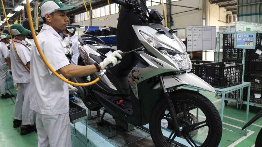 Honda Berhasil Ekspor 300 Ribu Motor Di Tahun 2019 - INDORIDE.COM
