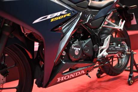 CBR150R Blue Matte 5 - INDORIDE.COM